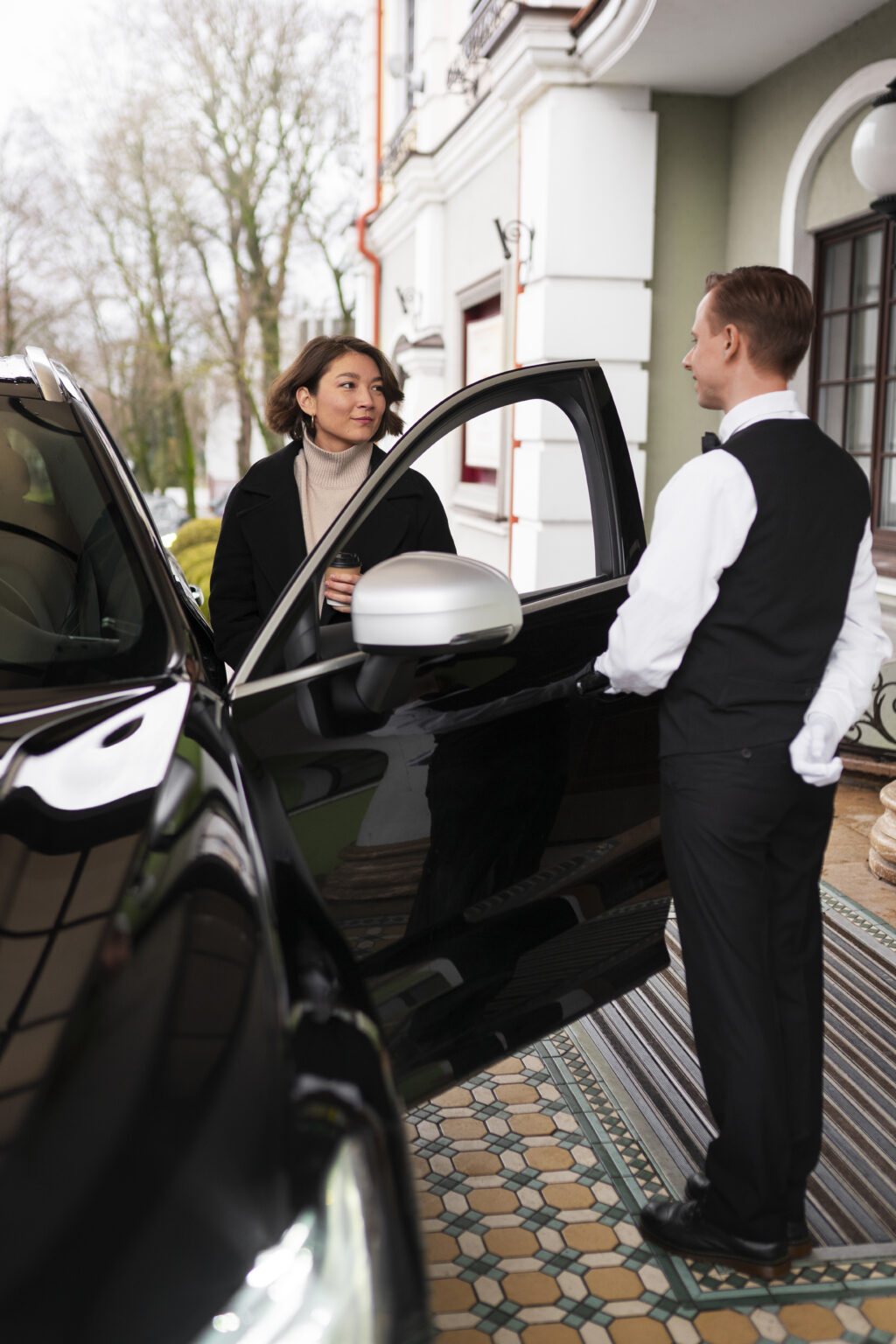 Safe Driver Dubai Comfortable and Luxury ride in Dubai
